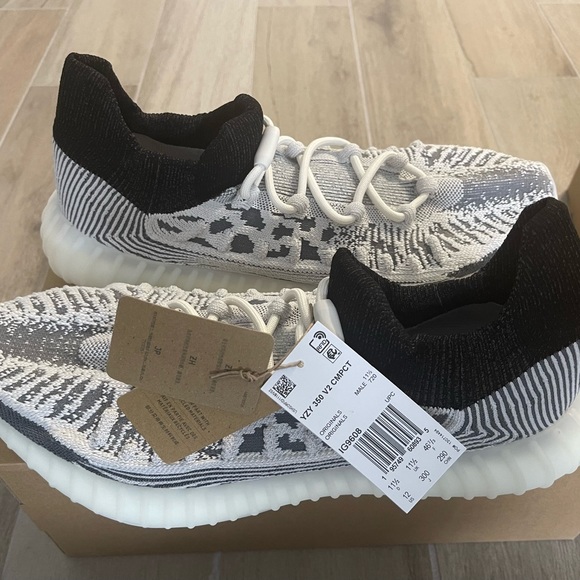 Yeezy | Shoes | Yzy 35 V2 Cmpct | Poshmark